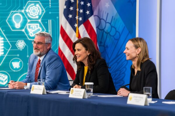 Whitmer's Michigan Repeals Conservative Backed 'Right-To-Work' Law ...